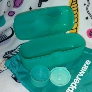 Tupperware | Kitchen | Tupperware Sandwich Keeper Snack Buddy Healthy ...